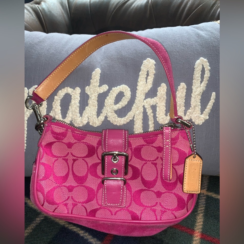 Coach Hot Pink Minibag - Gem